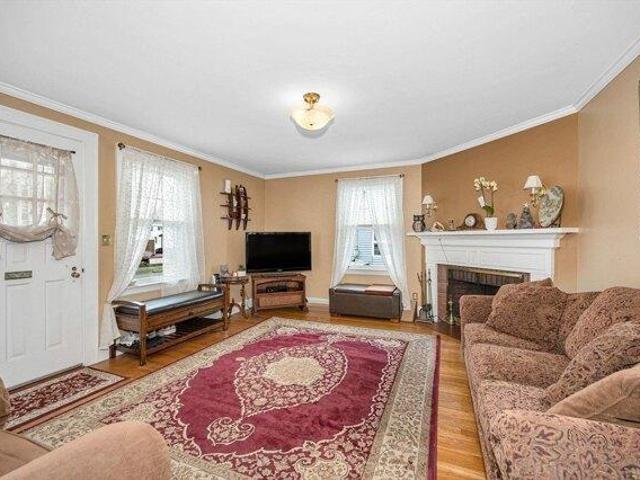 house with 3 bedroom, Lynn MA ES102962291