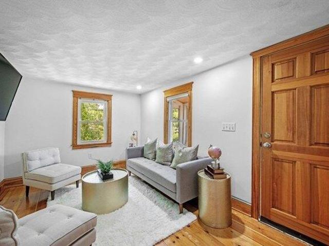 house with 3 bedroom, Lynn MA ES103851228