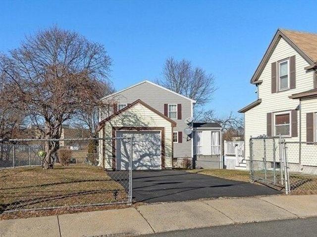 house with 3 bedroom, Lynn MA ES103929231