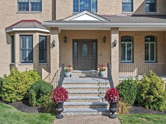 house with 3 bedroom, Lynnfield MA DS102585158