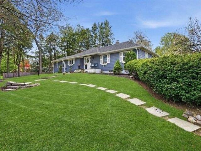 house with 3 bedroom, Lynnfield MA DS103189256