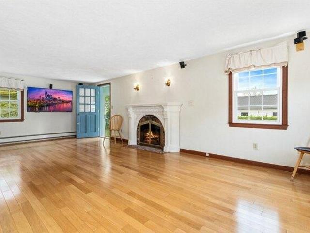 house with 3 bedroom, Lynnfield MA ES103437183