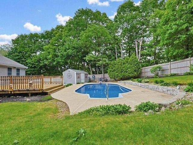house with 3 bedroom, Lynnfield MA ES104374502