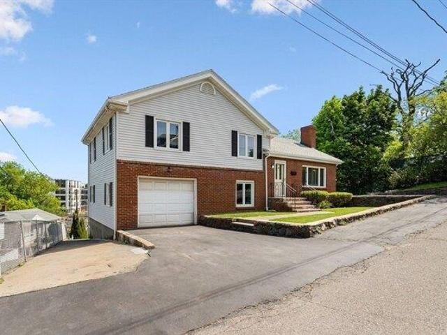 house with 3 bedroom, m MA ES104151865