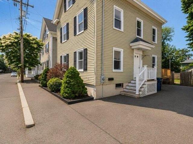 house with 3 bedroom, m MA ES104232600