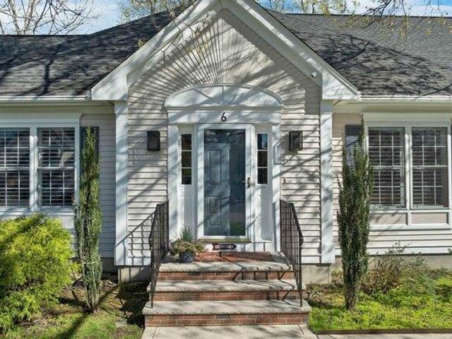 house with 3 bedroom, m NH ES104008081
