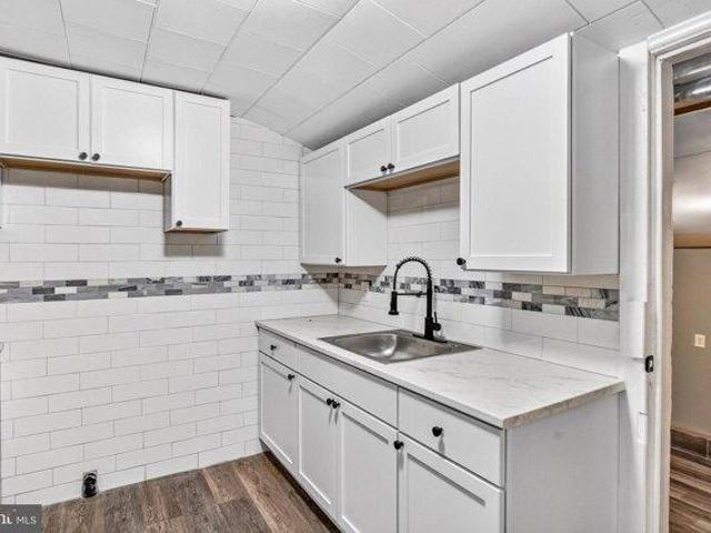 house with 3 bedroom, m NJ ES104920961