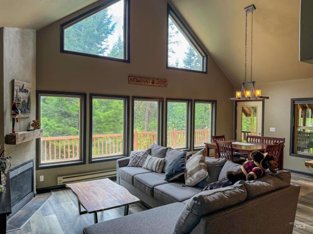 house with 3 bedroom, McCall ID DS84120661