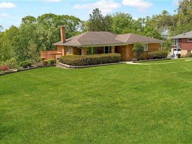 house with 3 bedroom, McKees Rocks PA ES103626213