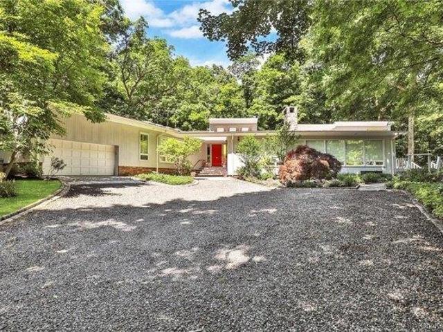 house with 3 bedroom, Mamaroneck NY DLS101782151