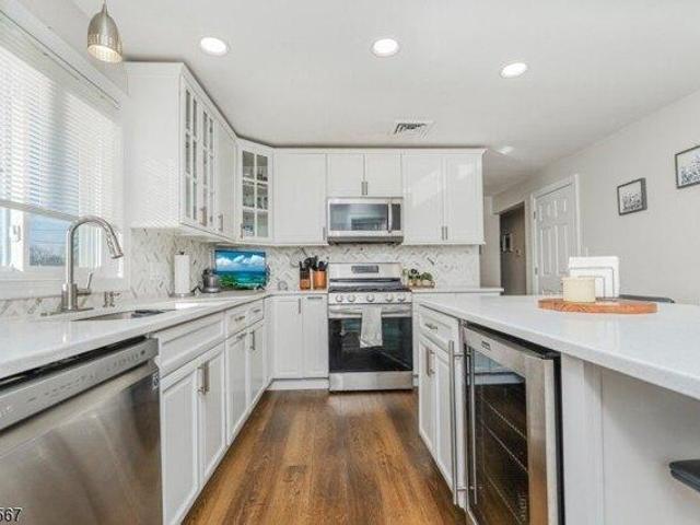house with 3 bedroom, Manville NJ DLS101633345