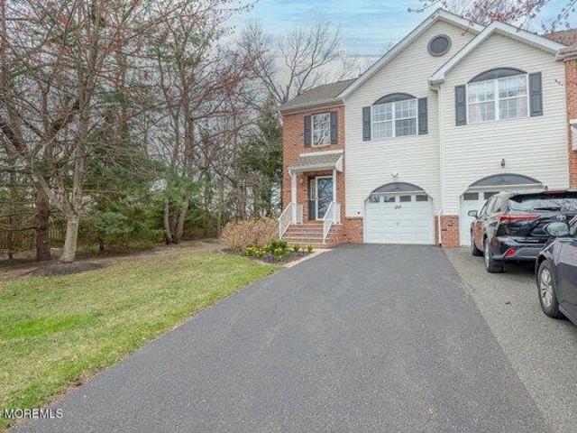 house with 3 bedroom, Manalapan NJ DS101858459