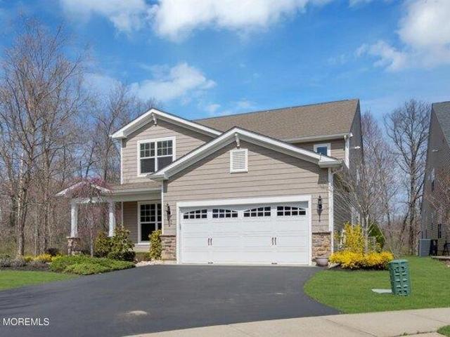 house with 3 bedroom, Manalapan NJ DS102585870