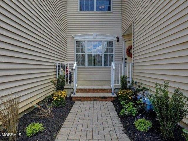 house with 3 bedroom, Manalapan NJ ES104848645