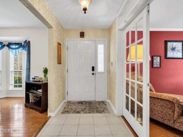house with 3 bedroom, Manalapan NJ ES104852357