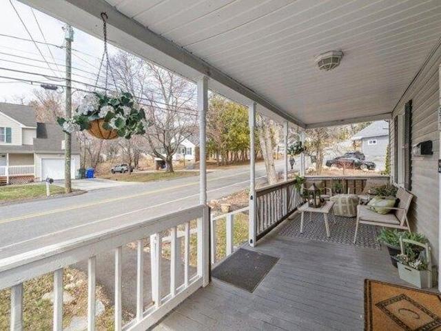 house with 3 bedroom, Manchester NH DLS101781896