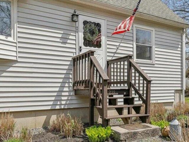 house with 3 bedroom, Manchester NH DLS102761906