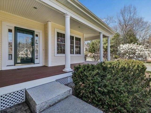 house with 3 bedroom, Manchester NH DLS102778070