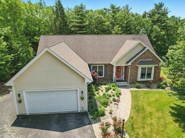house with 3 bedroom, Manchester NH DLS102725954
