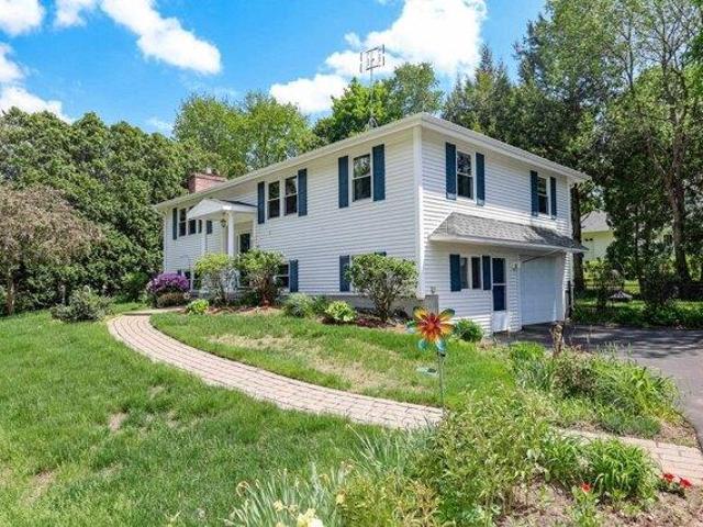 house with 3 bedroom, Manchester NH DS104114045