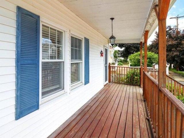 house with 3 bedroom, Manchester NH DS104299847