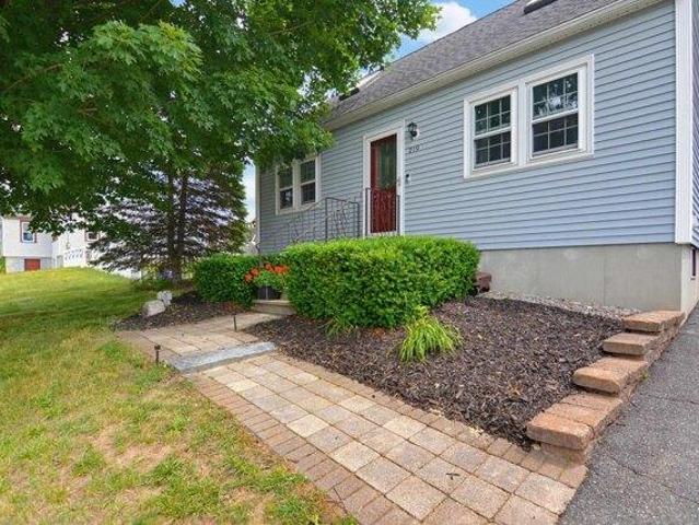 house with 3 bedroom, Manchester NH DS104445483