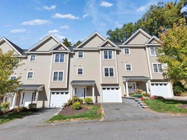 house with 3 bedroom, Manchester NH DS102595137