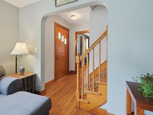 house with 3 bedroom, Manchester NH DS103016426