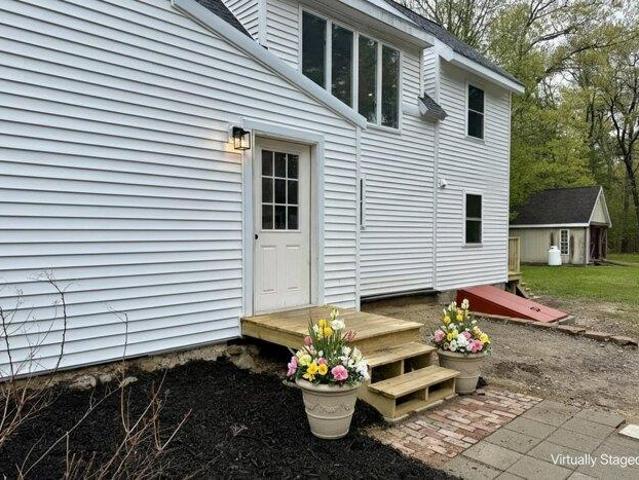 house with 3 bedroom, Manchester NH DS103074076