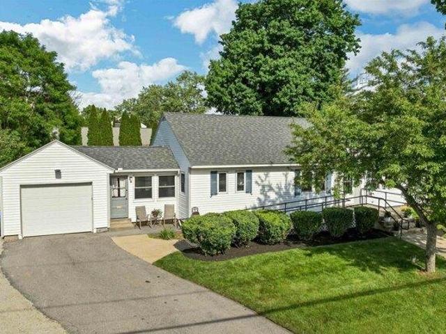 house with 3 bedroom, Manchester NH DS103224481
