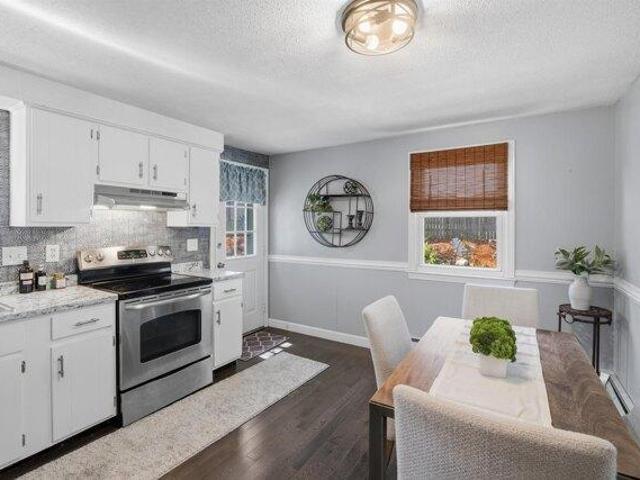 house with 3 bedroom, Manchester NH DS103249147