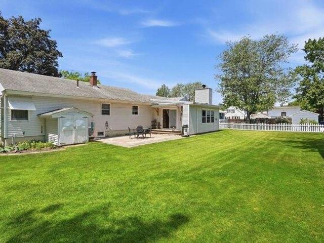 house with 3 bedroom, Manchester NH DS103930663