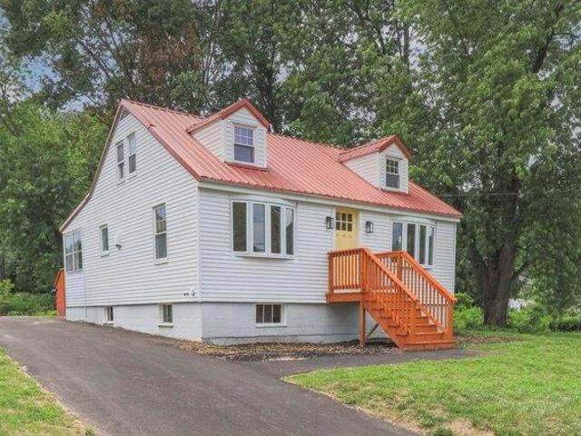 house with 3 bedroom, Manchester NH DS103966788