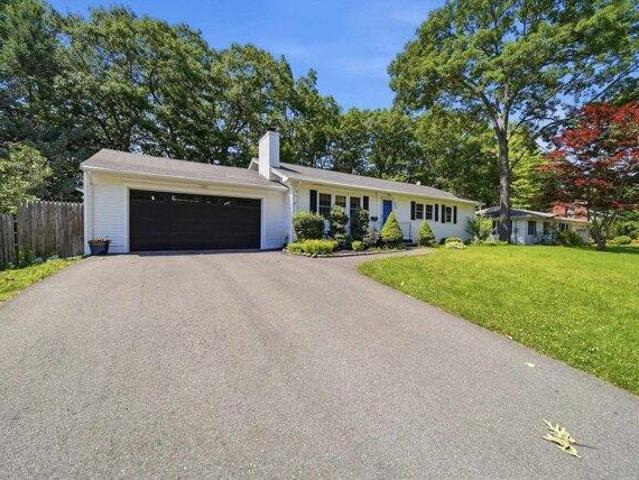 house with 3 bedroom, Manchester NH ES104044168