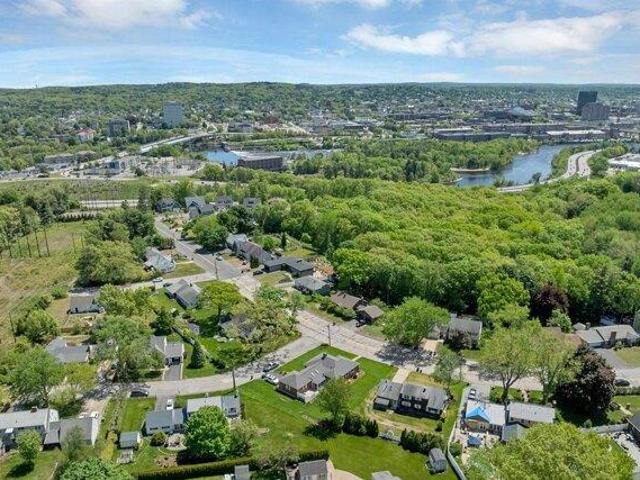 house with 3 bedroom, Manchester NH ES104112884