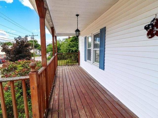 house with 3 bedroom, Manchester NH ES104299847