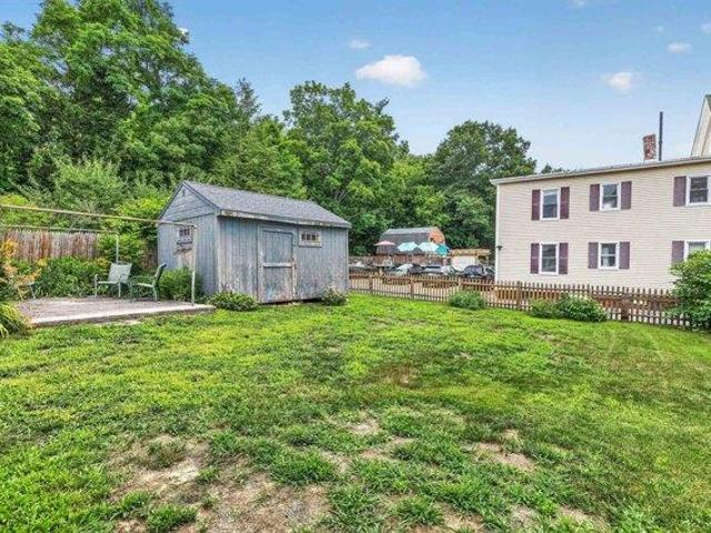 house with 3 bedroom, Manchester NH ES104605168
