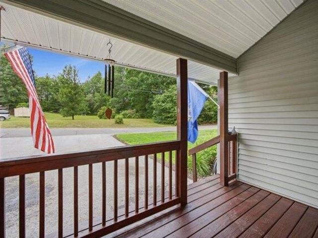 house with 3 bedroom, Manchester NH ES104852733