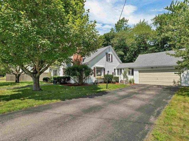 house with 3 bedroom, Manchester NH ES105126632