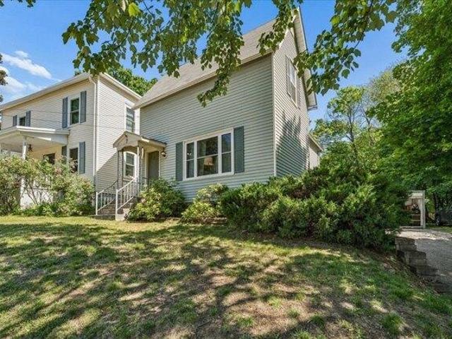house with 3 bedroom, Manchester NH ES103434191