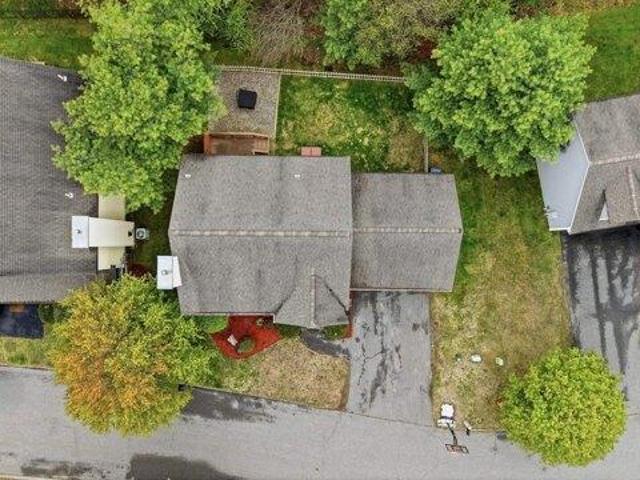 house with 3 bedroom, Manchester NH ES103889371