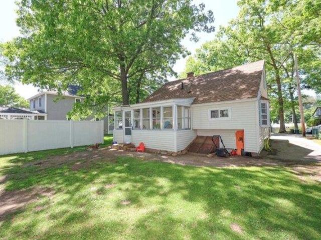 house with 3 bedroom, Manchester NH ES103967145