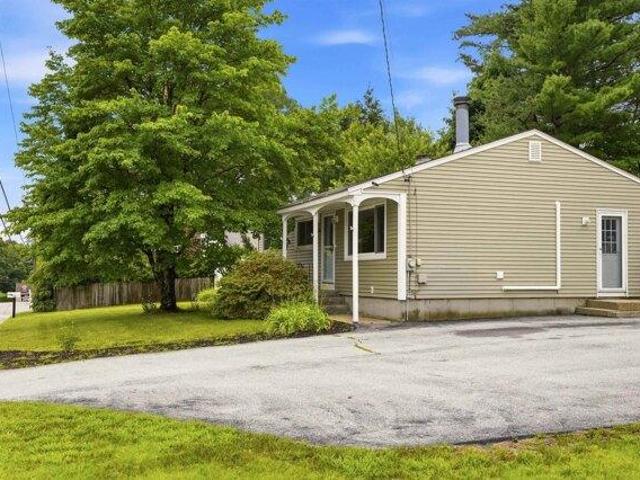 house with 3 bedroom, Manchester NH ES103967928