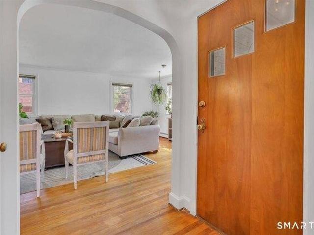 house with 3 bedroom, Manchester CT DLS102725359