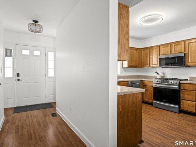 house with 3 bedroom, Manchester CT DS102595134