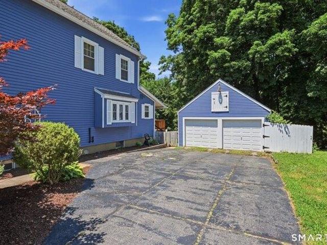 house with 3 bedroom, Manchester CT ES104148333