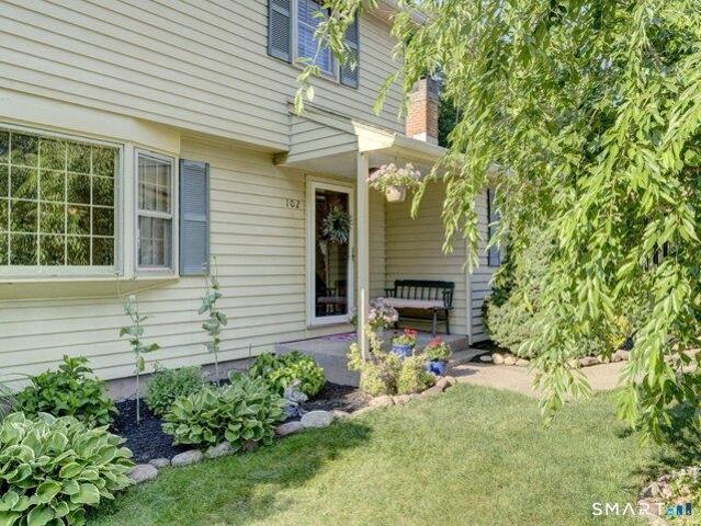 house with 3 bedroom, Manchester CT ES104297481