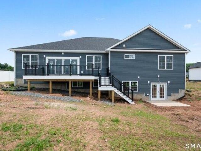 house with 3 bedroom, Manchester CT ES104352920