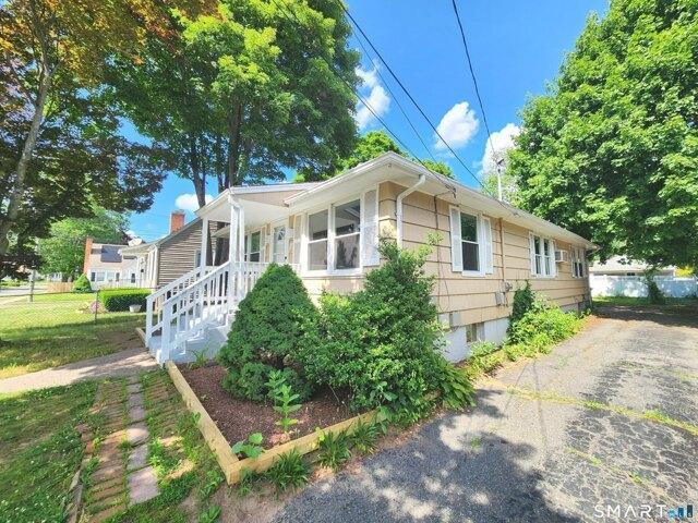 house with 3 bedroom, Manchester CT ES104480041