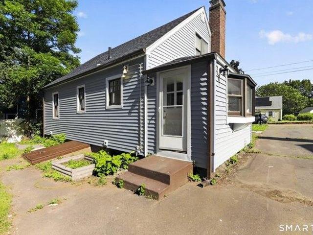 house with 3 bedroom, Manchester CT ES104608822